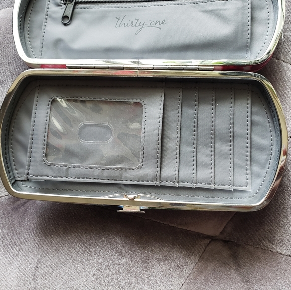 thirty-one | Bags | Thirty One Flower Hard Case Wallet Clutch Push ...